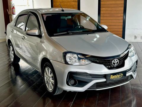 TOYOTA ETIOS 2019 Usados e Novos