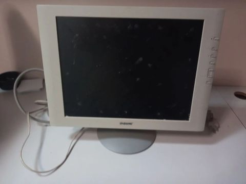 "monitor computador antigo" no Brasil