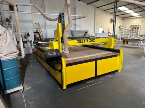 "maquina router cnc" - Máquinas para produção industrial no Brasil