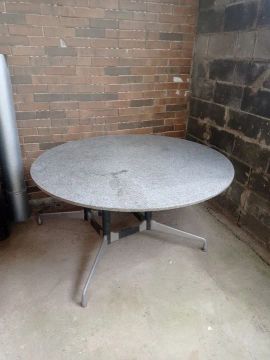 "mesa de granito redonda" - Mesas no Brasil