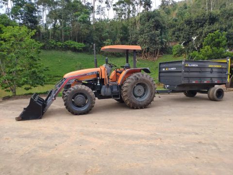 "trator com concha" - Tratores e máquinas agrícolas no Brasil