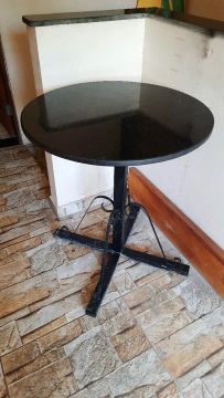 "mesa de granito redonda" - Mesas no Brasil