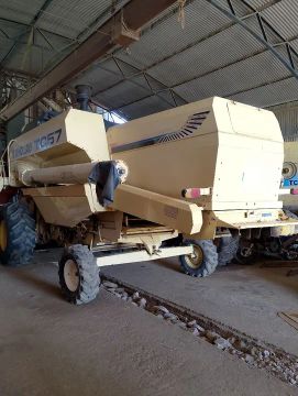 "colheitadeiras tc 57" no Brasil