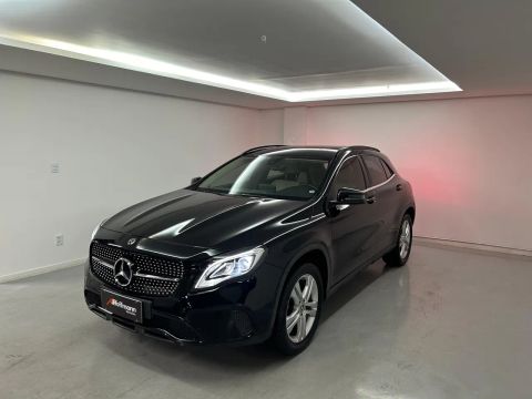 MERCEDES-BENZ GLA Usados e Novos no DF