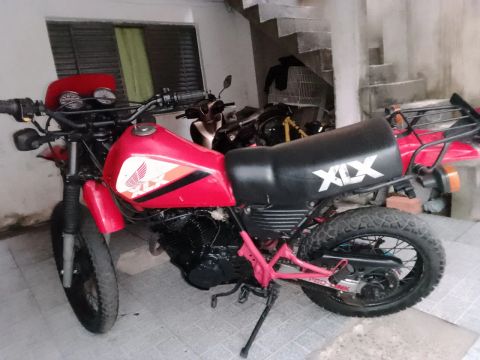 Motos HONDA XLX no Brasil