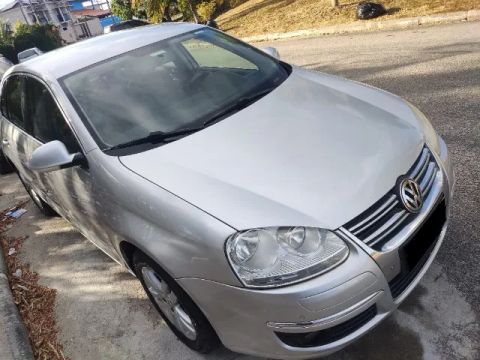 VOLKSWAGEN JETTA 2010 Usados e Novos