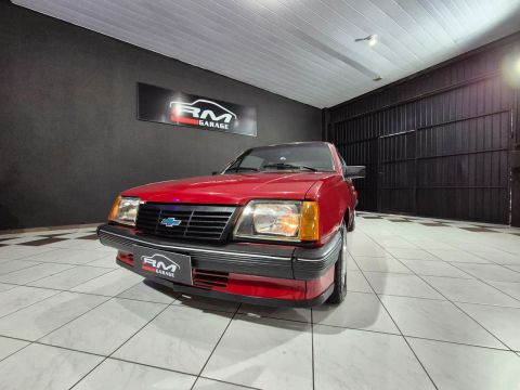 hatches CHEVROLET MONZA Usados e Novos