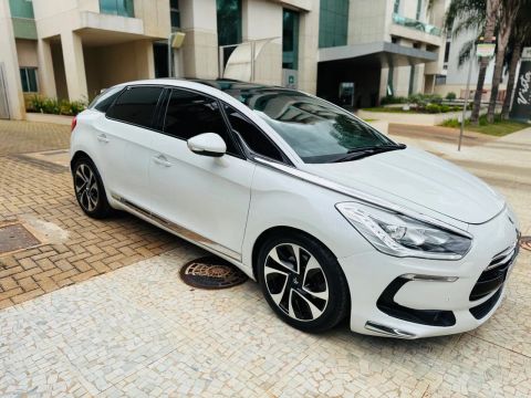 CITROEN DS5 Usados e Novos