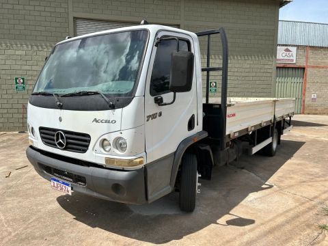 "mercedes 715" no Brasil