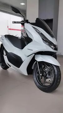 Motos HONDA PCX 2024 no Brasil
