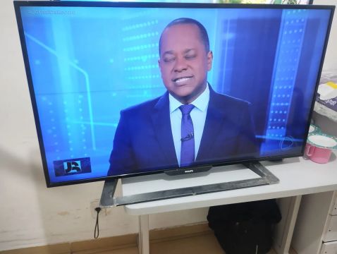 "tv philips 40 polegadas" - TVs no Brasil