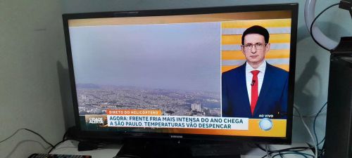 "monitor 32 polegadas" - TVs no Brasil
