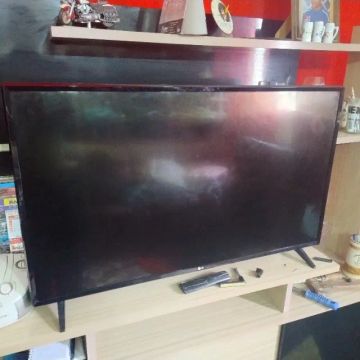 "tv smart 43 polegadas lg" - TVs no Brasil