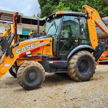 "retroescavadeira" - Máquinas pesadas para construção no Brasil