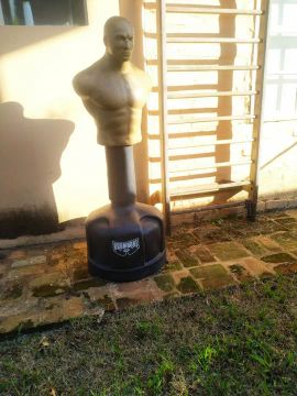 "boneco boxe" - Academia e Exercícios no Brasil