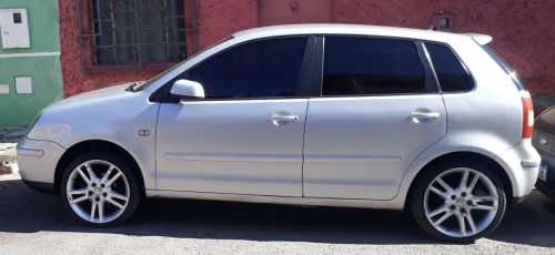 VOLKSWAGEN POLO 2005 Usados e Novos
