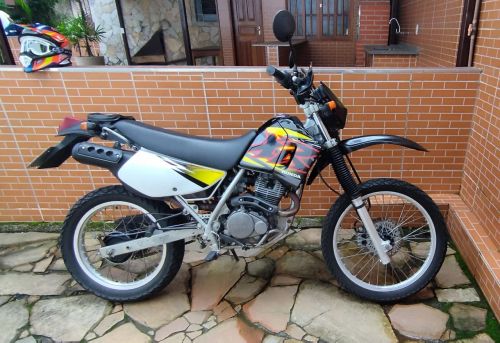Motos HONDA XR no Brasil