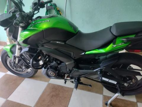 Motos BAJAJ DOMINAR no Brasil