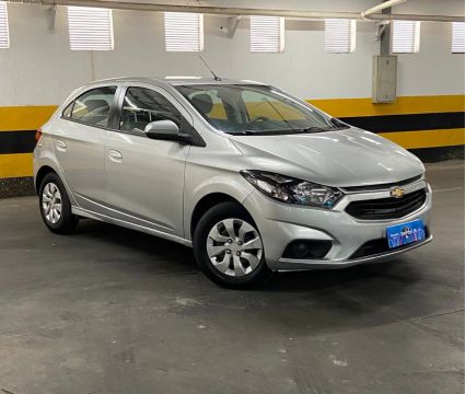 CHEVROLET ONIX 2018 Usados e Novos
