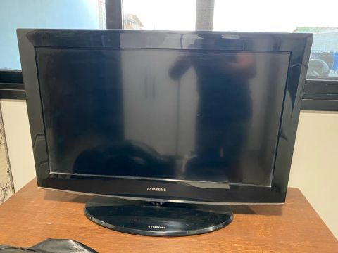 "tv samsung 32 polegadas lcd" - TVs no Brasil