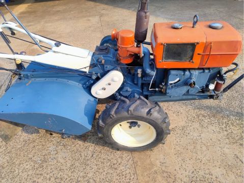 "trator tobata" no Brasil