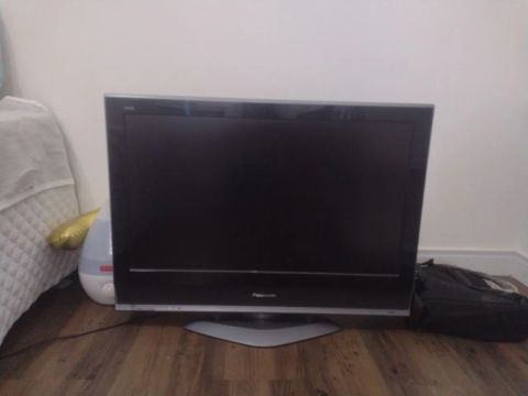 "panasonic viera 42 lcd" - TVs no Brasil