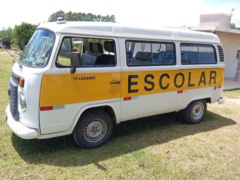 "carro escolar" no Brasil