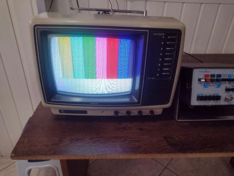 "tv antiga" no Brasil