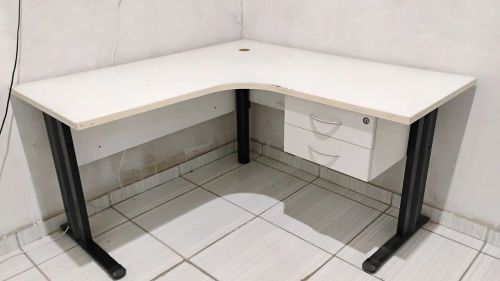 "mesa biro" - Mesas no Brasil