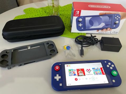 "nintendo switch lite desbloqueado" - Consoles de Vídeo Game no Brasil