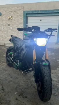 Motos YAMAHA MT-09 2015 no Brasil