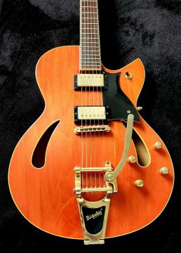 "guitarra cort" - Instrumentos musicais no Brasil