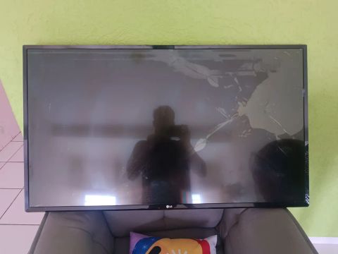 "compro tv quebrada" - TVs no Brasil