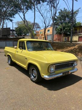 "pick up antiga" no Brasil