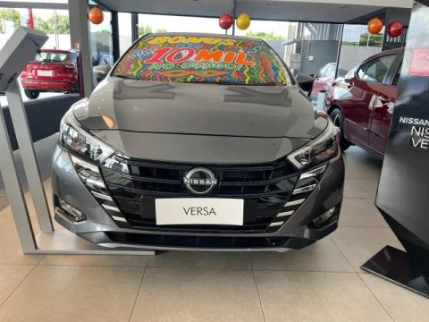 NISSAN VERSA 2025 Usados e Novos