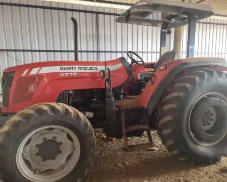 "trator massey ferguson 4275" - Tratores e máquinas agrícolas no Brasil