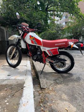 Motos HONDA XLX no Brasil