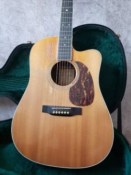 "violao hibrido" no Brasil