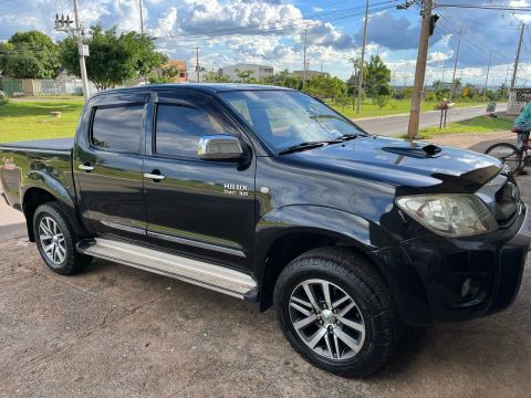 TOYOTA HILUX 2010 Usados e Novos