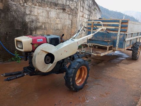 "micro trator agricola" - Tratores e máquinas agrícolas no Brasil