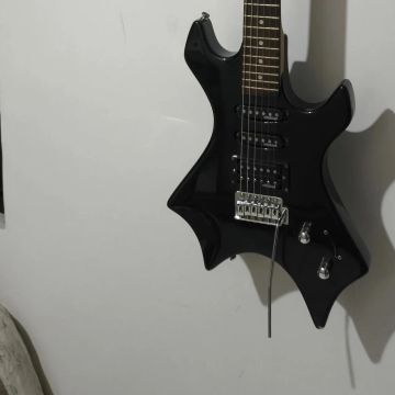 "warlock guitarra" - Instrumentos musicais no Brasil