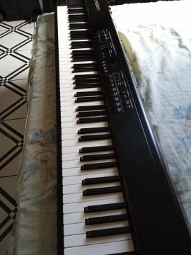 "roland rd" - Instrumentos musicais no Brasil