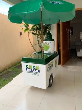 "carrinhos de coco" no Brasil