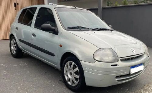 RENAULT CLIO 2002 Usados e Novos