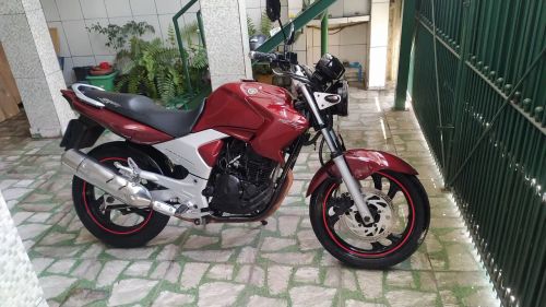 Motos YAMAHA FAZER 2008 no Brasil