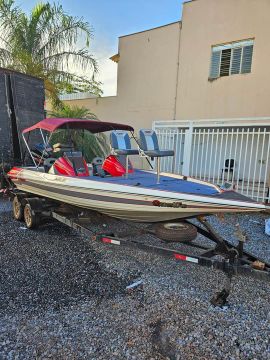 "lancha 21 pes" - Barcos e aeronaves no Brasil