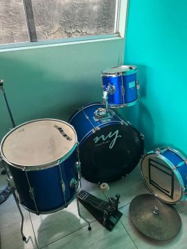 "bumbo instrumento musical" - Instrumentos musicais no Brasil