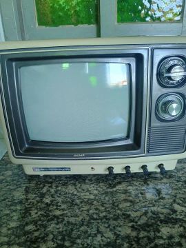 "tv antiga" no Brasil