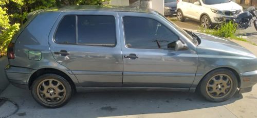 VOLKSWAGEN GOLF 1999 Usados e Novos