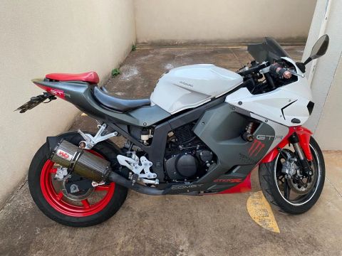 Motos KASINSKI COMET no Brasil